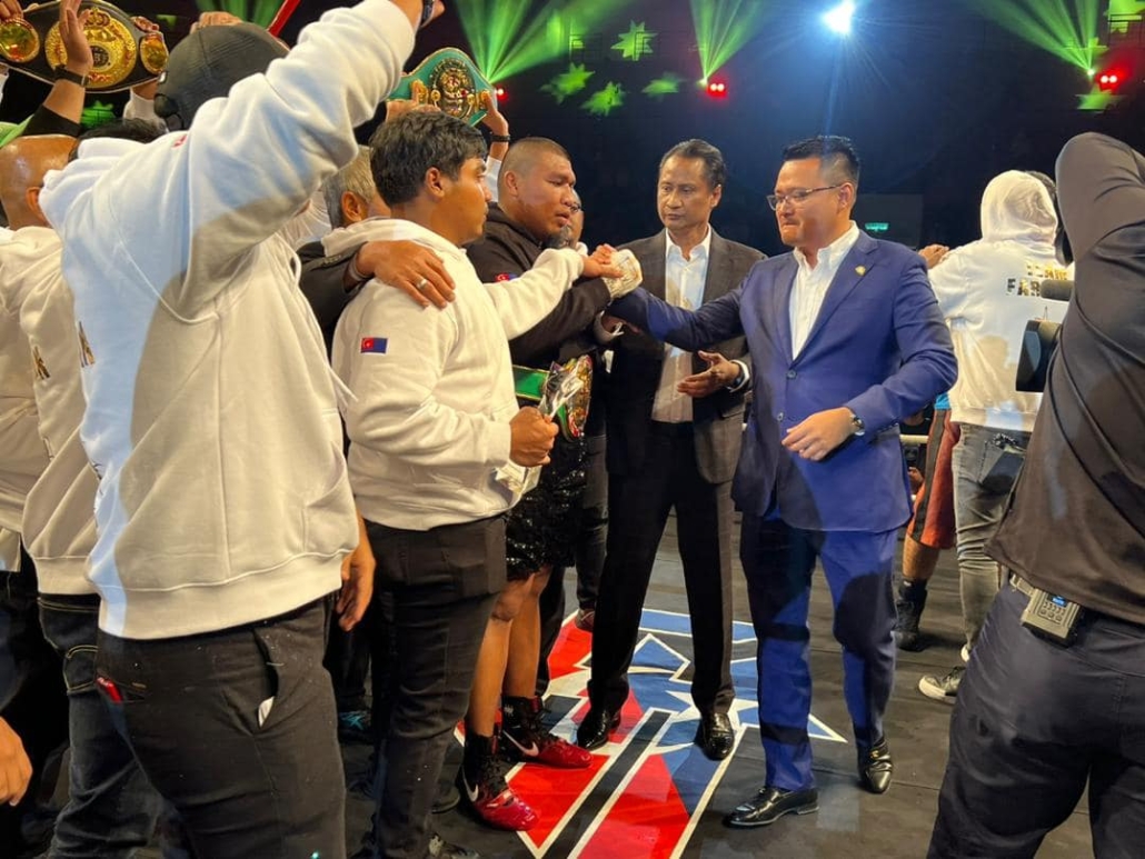 FARKHAN 'THE SOUTHERN TIGER' JUARA BRIDGERWEIGHT WBC ASIA - MEDIA ...